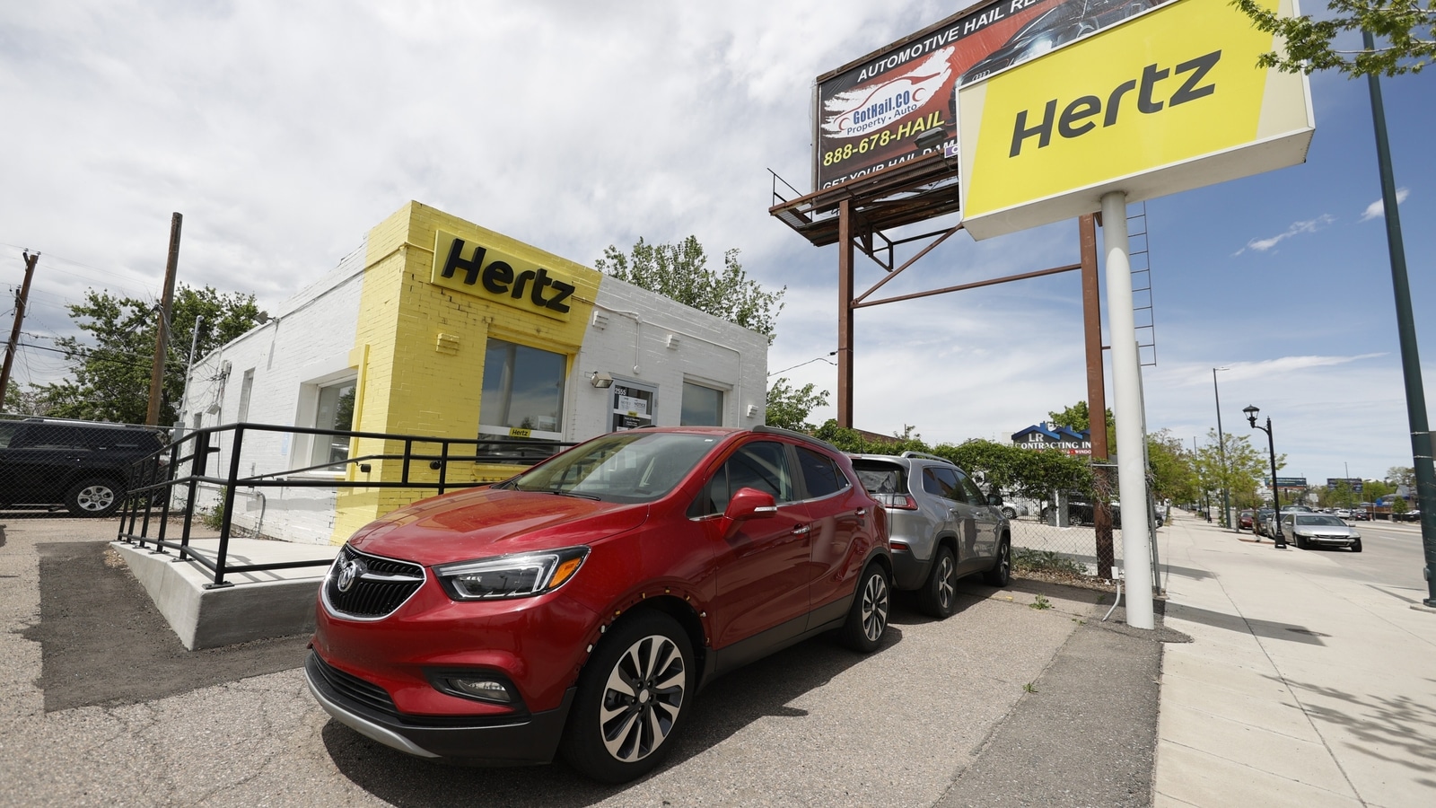 Hertz Electric Vehicles Could Be the Auto Industry’s Safety Net | Tech ...
