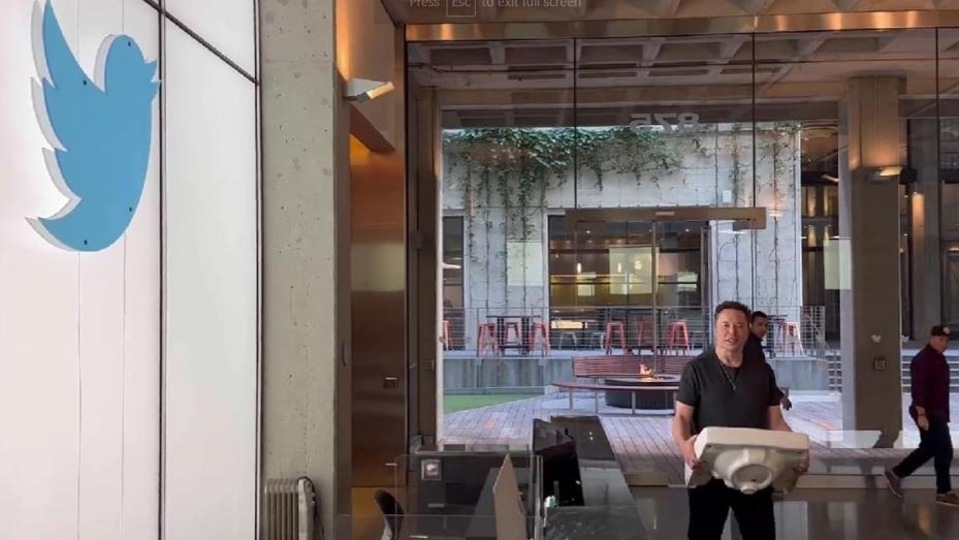 Twitter engineers can no longer make changes to code | Tech News