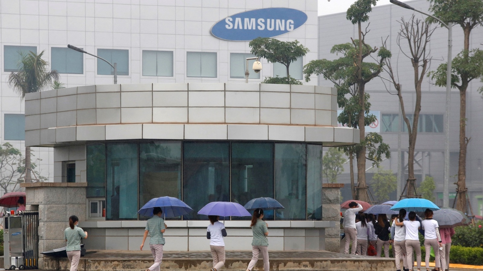 Samsung to hire over 1,000 engineers from IITs in AI, ML, IoT space ...