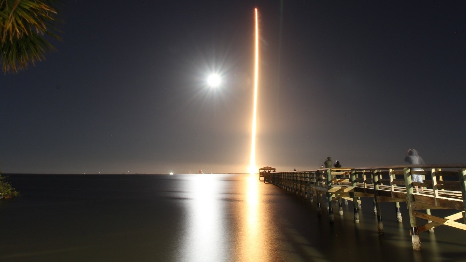 In Pics: February’s stunning Snow Moon backdrops SpaceX Falcon 9 rocket ...