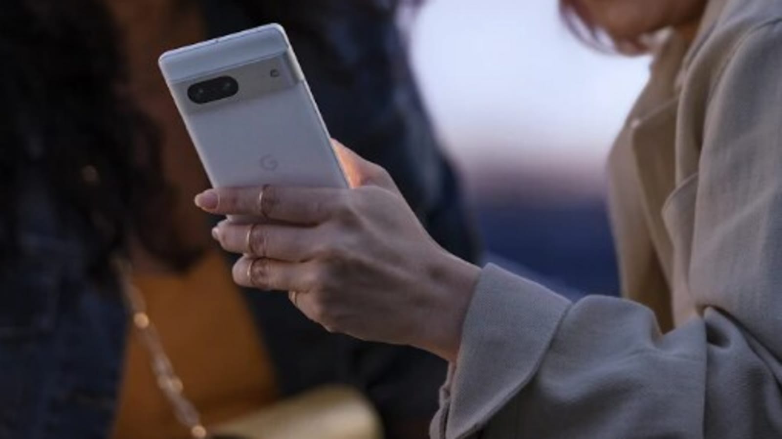 Google Pixel 7 price cut! Grab it for just 19749 THIS way as rate ...