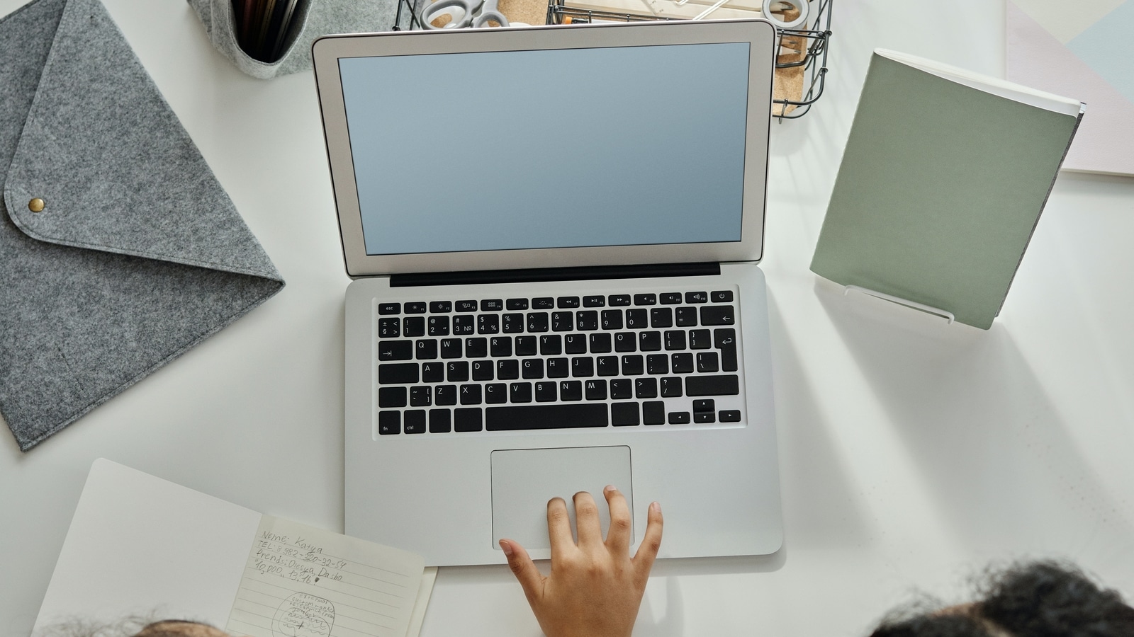 Top 5 computer courses after graduation to get a great job