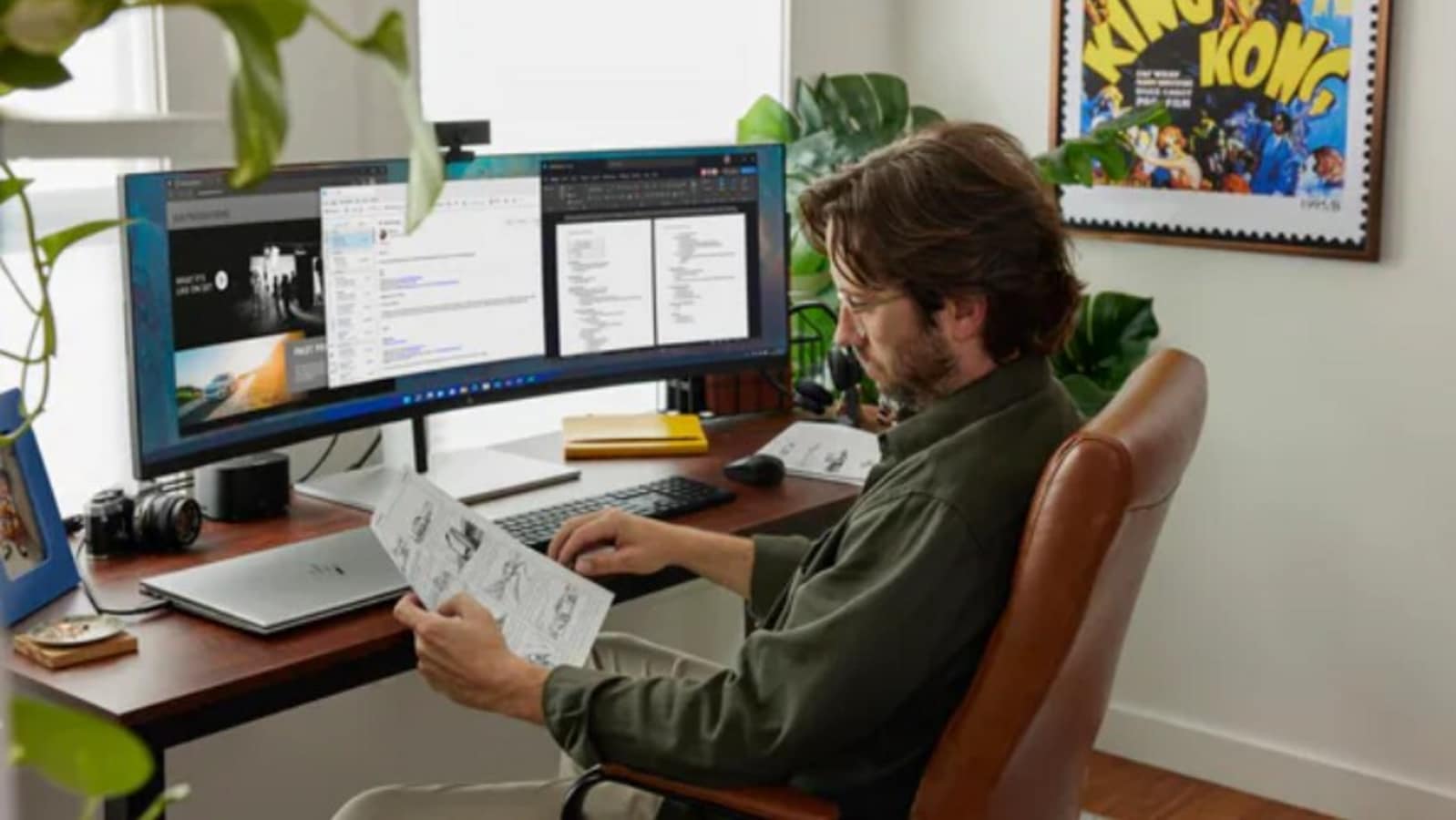 AI camera to world's first curved monitor, check 5 HP accessories for ...