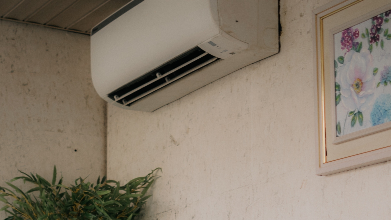 Do you know how rain affects your Air Conditioner? Check the impact and ...