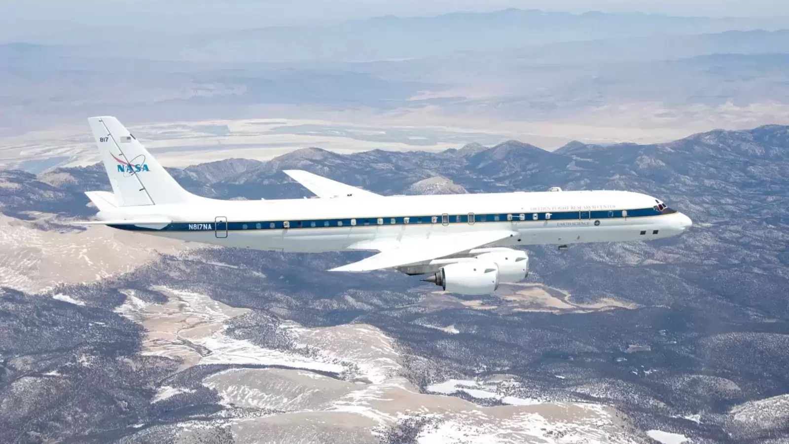 NASA to fly Douglas DC-8 jet, world's biggest flying laboratory, to ...