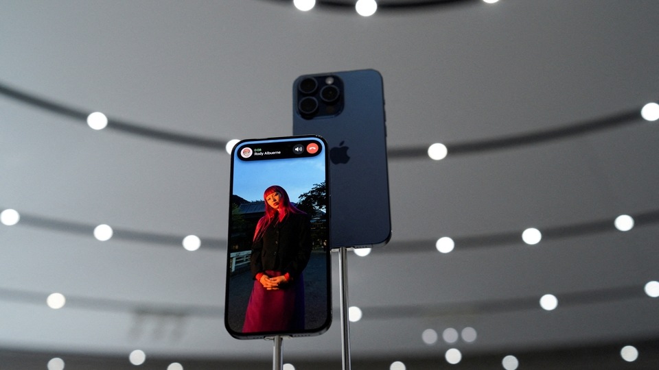 iPhone 16 SE and iPhone 16 Plus SE coming? Tipster highlights this ...