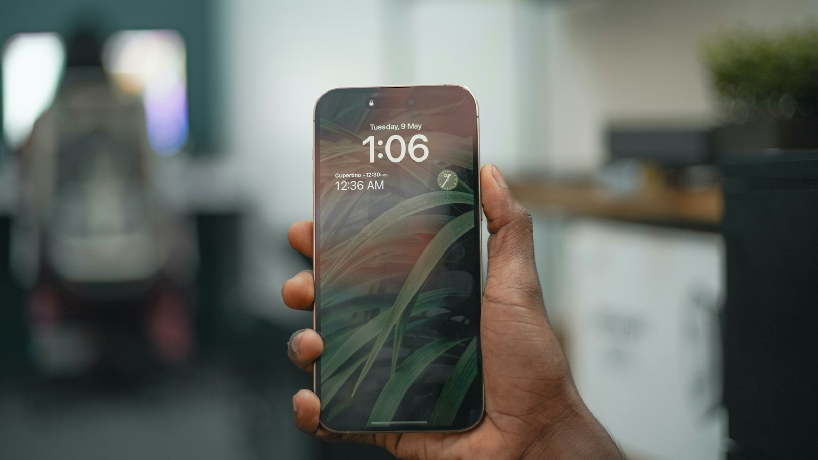 iPhone 16 leaks: From bigger screens to AI capabilities, know what to ...