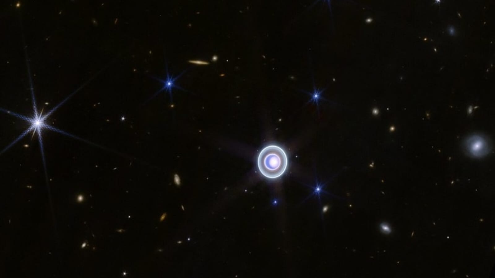 5 unseen images of galaxies and planets captured by NASA James Webb ...