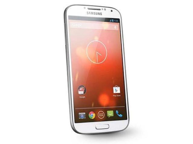 Review: Price for simplicity in new Google phones