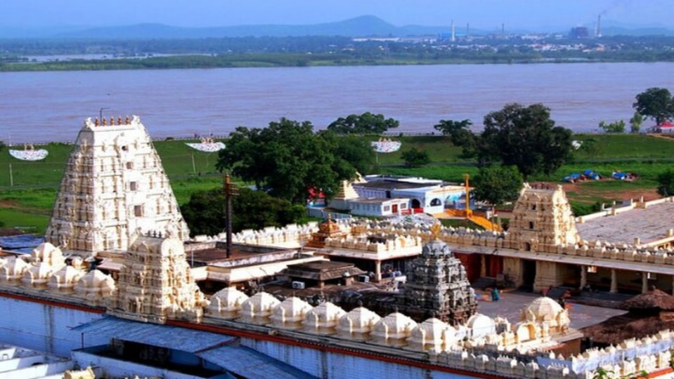 Bhadrachalam Temple | భద్రాచలం రాములోరి కల్యాణానికి వెళ్తున్నారా ...