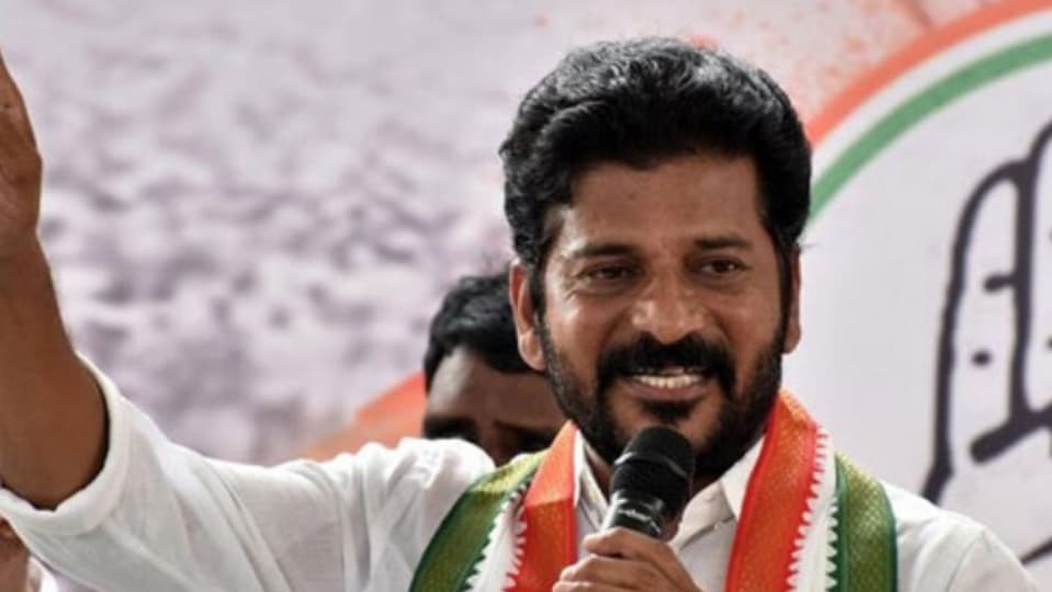Revanth Reddy | దొంగ సొమ్మును బీజేపీ, టీఆర్ఎస్ కలిసి పంచుకుంటున్నాయి ...