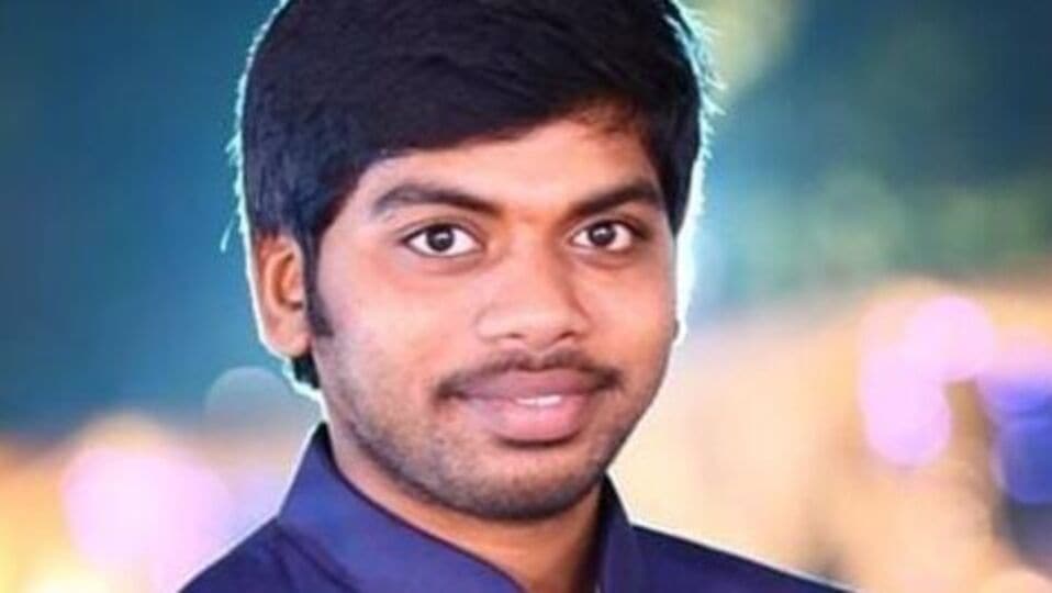 కోచ్ లేకుండా ఈతకు వెళ్లి…-software engineer who went swimming without a ...