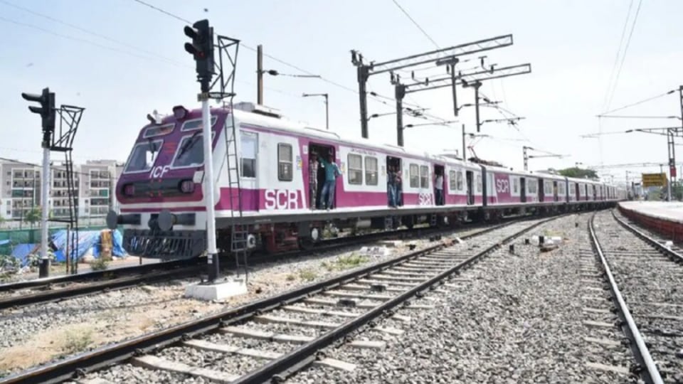 MMTS : ప్రయాణికులకు గమనిక.. 34 ఎంఎంటీఎస్ రైళ్లు రద్దు.. ఎప్పుడంటే ...