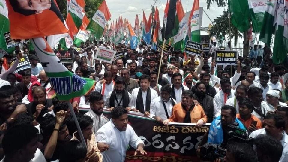 Tpcc Rally : కాంగ్రెస్ సత్యాగ్రహ మార్చ్.. నెక్లెస్ రోడ్ నుంచి భారీ ...