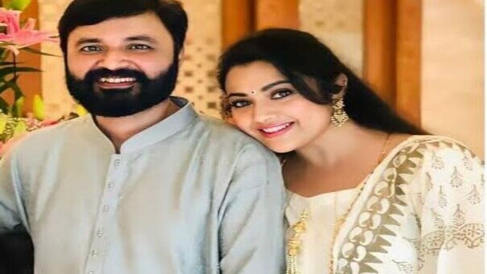 Meena: నటి మీనా ఇంట్లో తీవ్ర విషాదం.. ఏమైందంటే?-actress meena husband ...