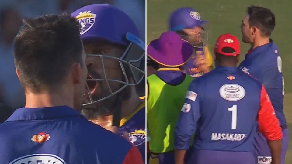 Mitchell Johnson pushes Yusuf Pathan: యూసుఫ్ పఠాన్ను తోసేసిన మిచెల్ ... Mitchell Johnson pushes Yusuf Pathan: యూసుఫ్ పఠాన్ను తోసేసిన మిచెల్ ...