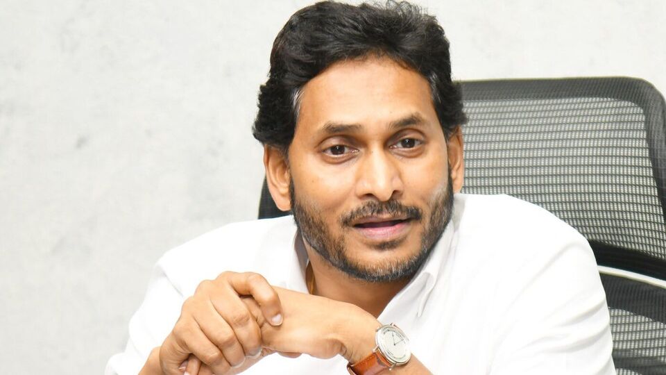 CM Jagan Review: మే 20 నాటికి భూ సర్వే ప్రక్రియ పూర్తి చేయాలి-cm jagan review on ysr jagananna ...