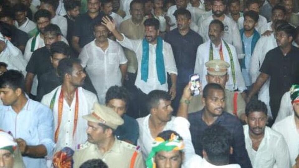Congress Nirudyoga Rally: తొలి ఏడాదే 2 లక్షల ఉద్యోగాలు భర్తీ చేస్తాం ...