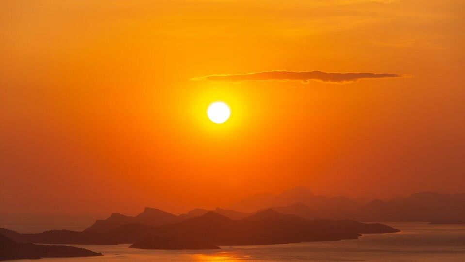 Sun Transit: సూర్య గ్రహ సంచారం ఈ 4 రాశులకు శుభ సమయం-sun transit into ...