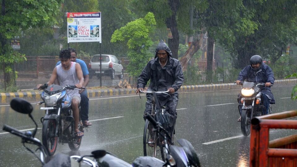 AP Rains : ఏపీకి కూల్ న్యూస్, మూడు రోజుల పాటు మోస్తరు వర్షాలు!-ap rains ...