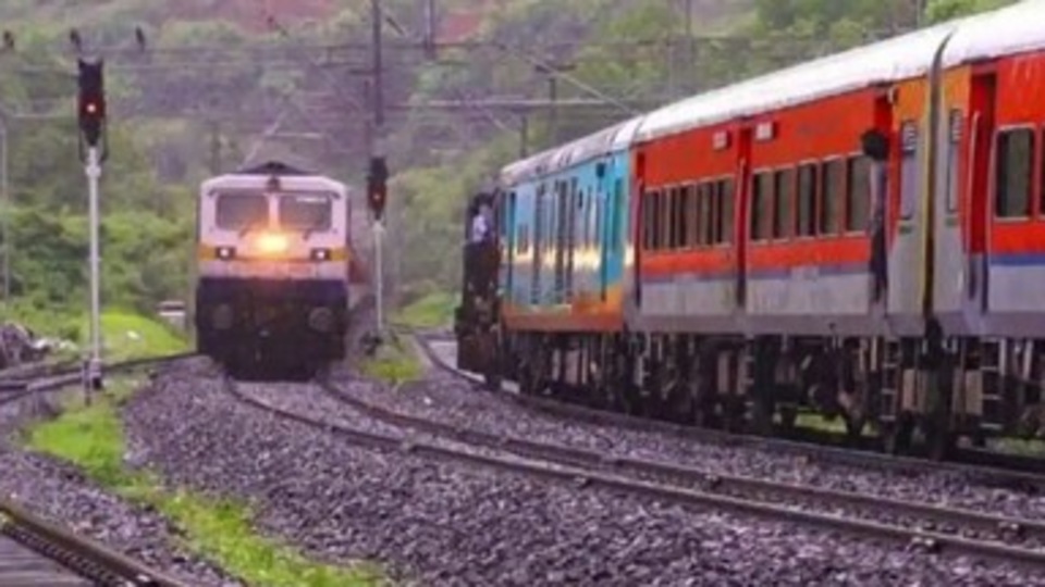 Trains Cancelled: దక్షిణ మధ్య రైల్వే పరిధిలో భారీగా రైళ్ల రద్దు…-massive cancellation of trains ...