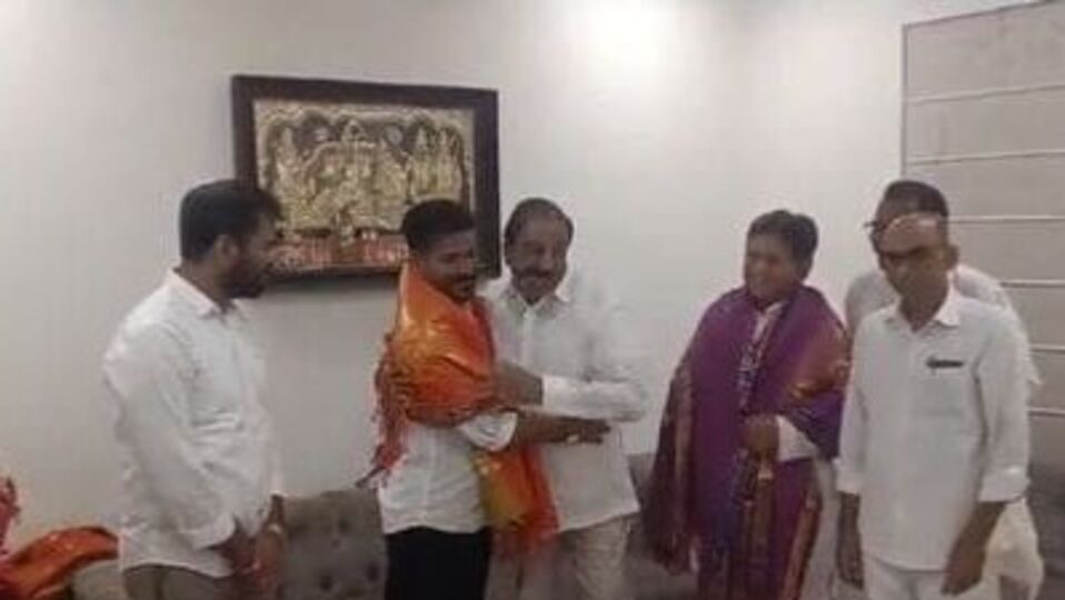 Tummala - Revanthreddy : తుమ్మలతో రేవంత్ రెడ్డి భేటీ - కాంగ్రెస్‍లో ...
