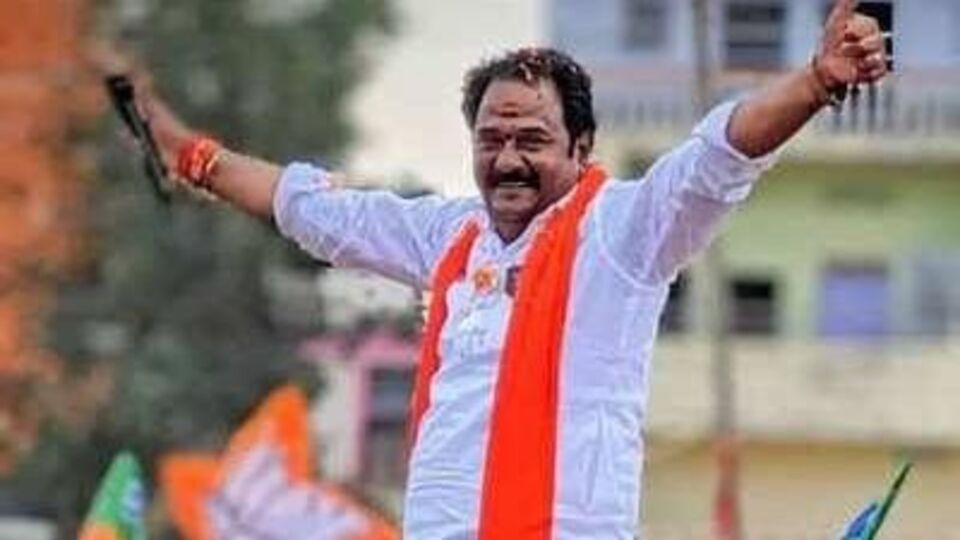 Kamareddy Local Feeling: స్థానికుడికే పట్టం కట్టిన కామారెడ్డి ఓటర్లు ...